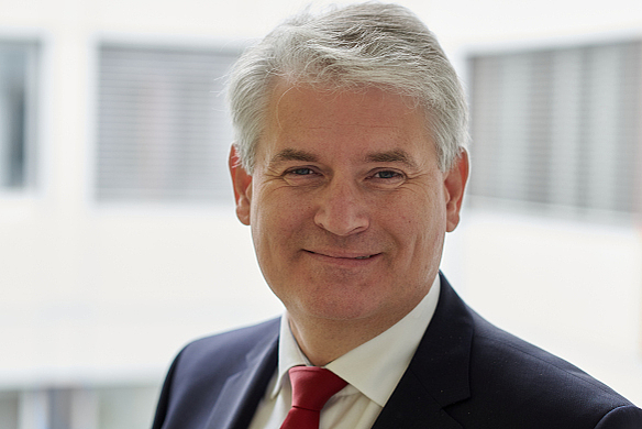 Management der Klinik: klinik-hallerwiese.de